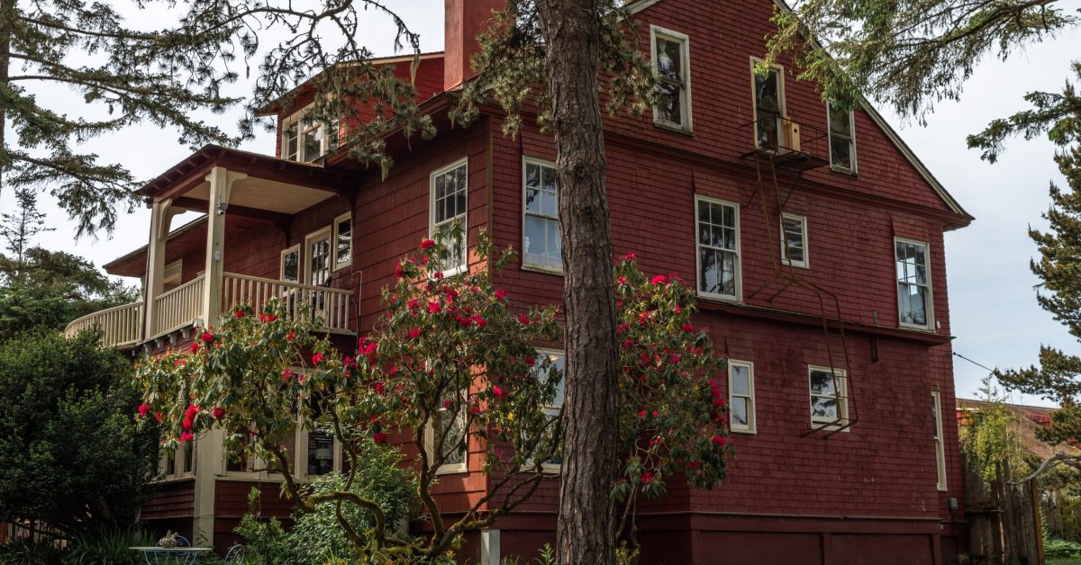 Come stay with us. - Sou'wester Lodge